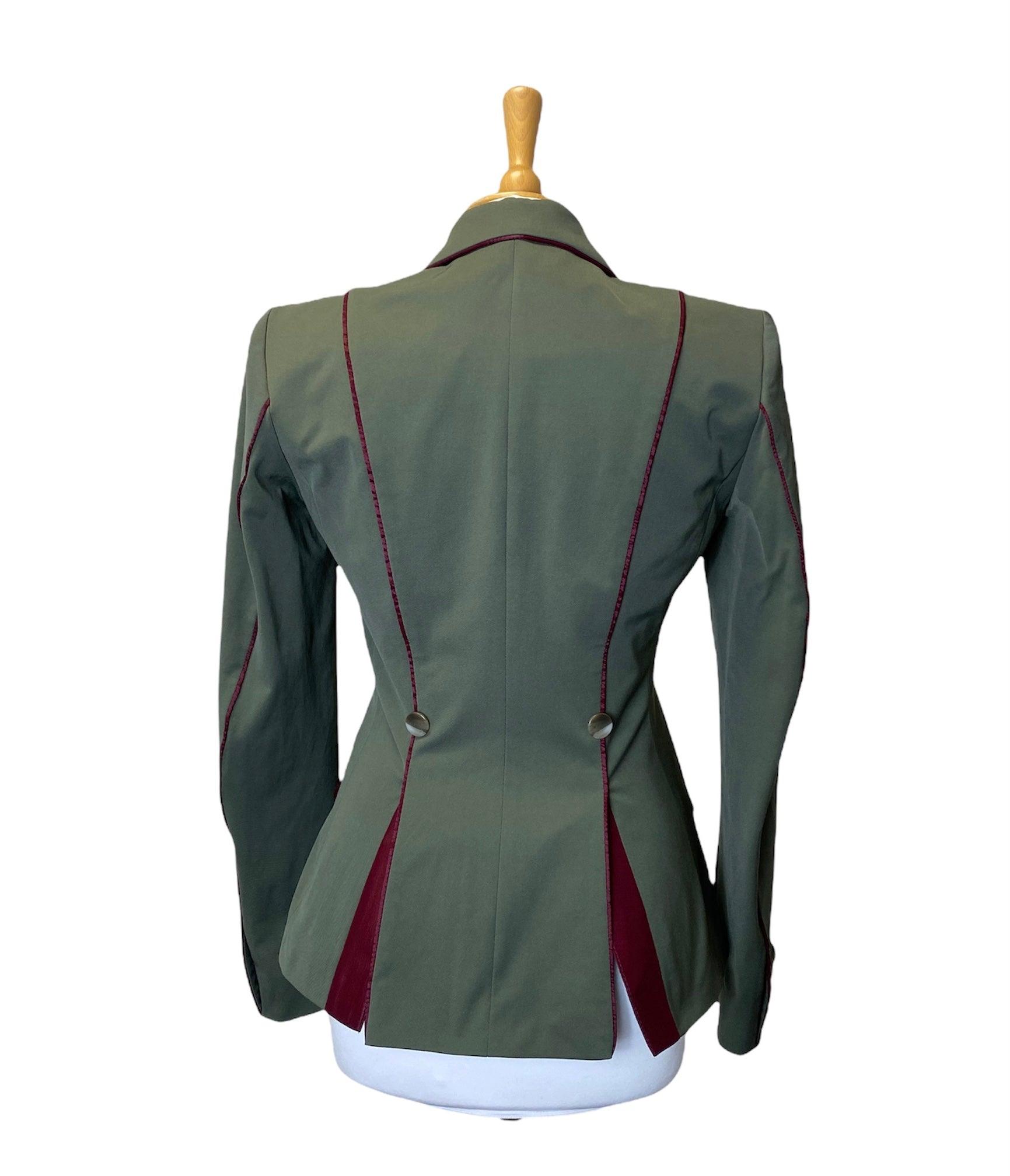 Ladies Charlotte Short Jacket, Navy & Tri Collar – Flying Changes
